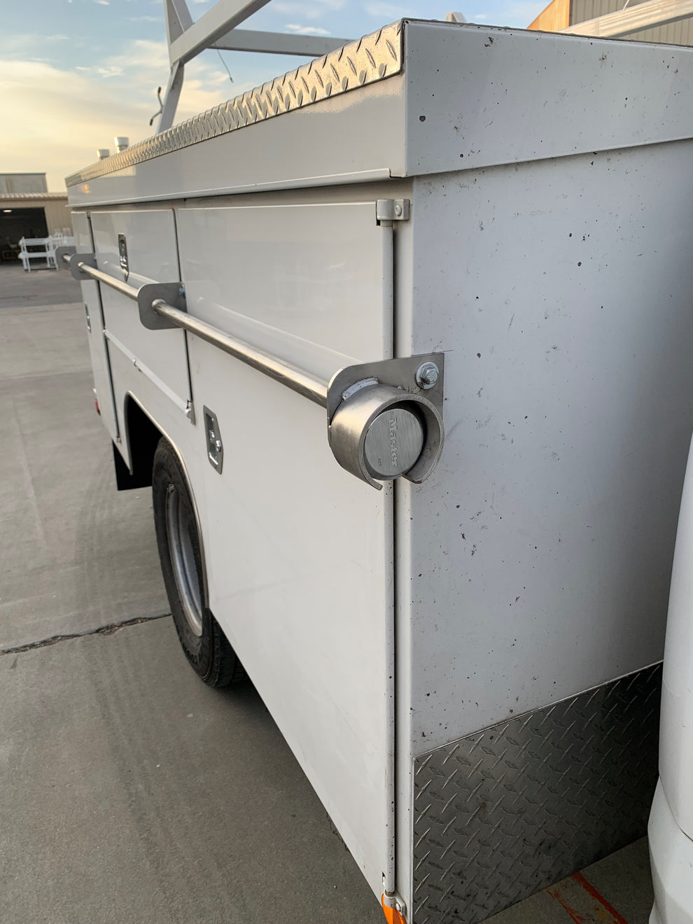 Service Body Aftermarket Slide Bar Lock Bracket kit – Diamond Truck ...